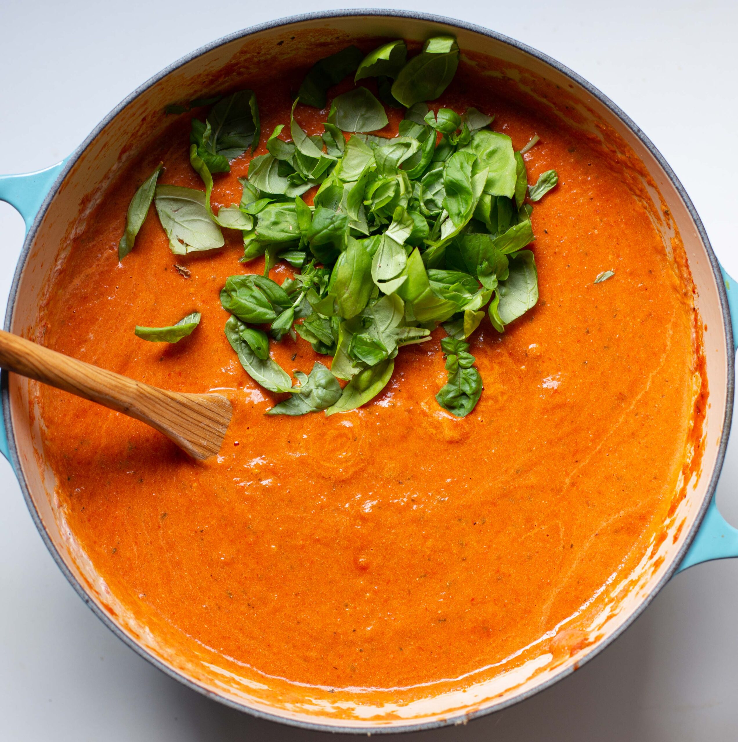 Potage aux poivrons rôtis et tomates – L'Ogresse Végé